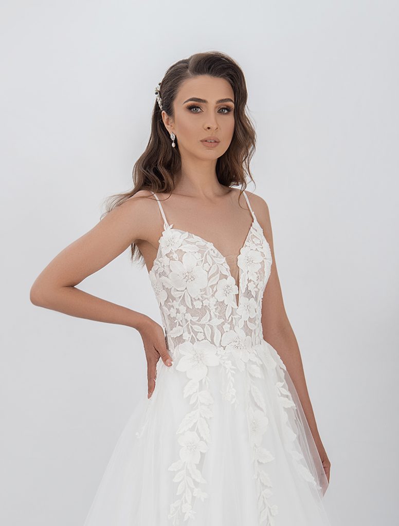 Modell Monika - Irvalda Hochzeitsmode